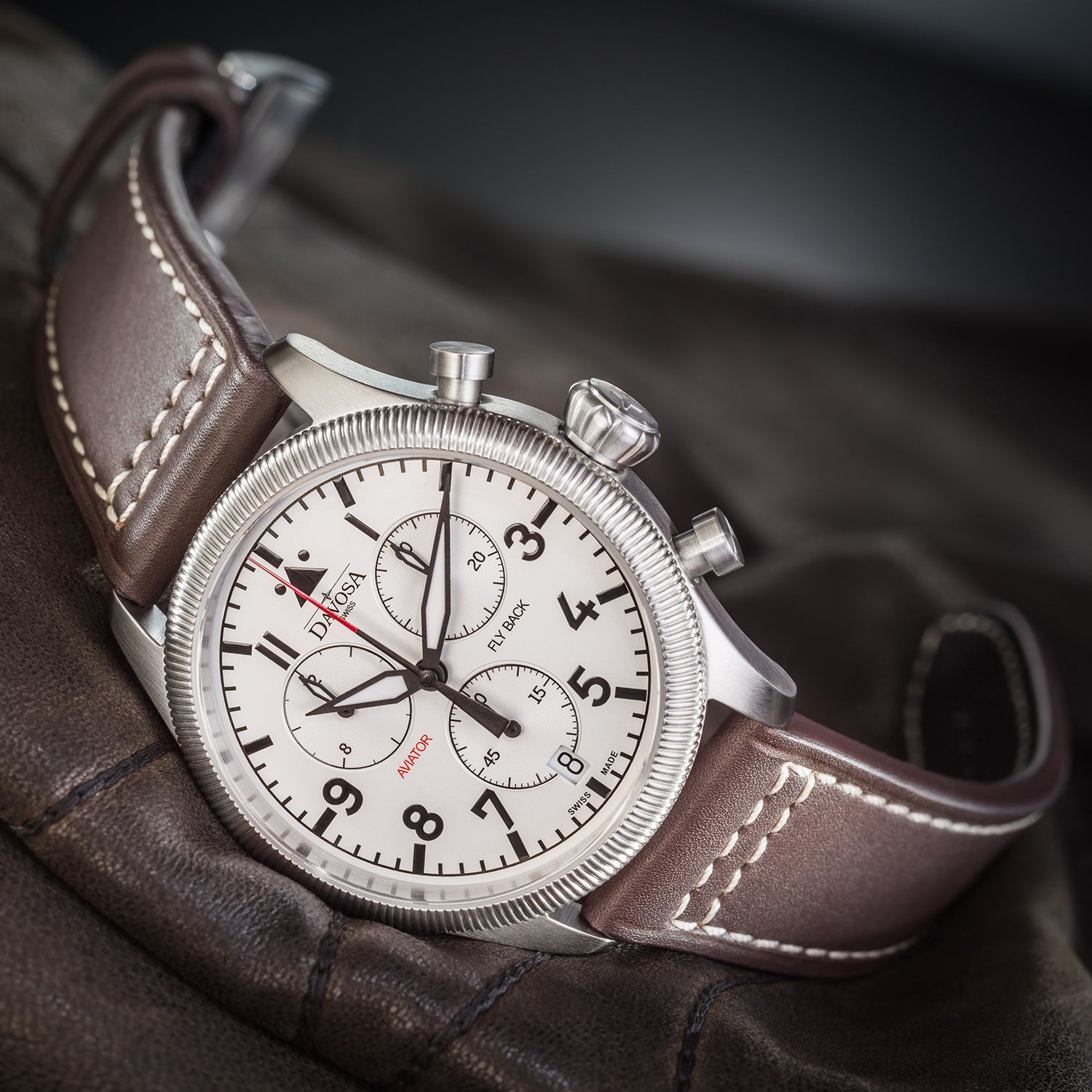 Aviator Fly Back Chronograph – DAVOSA Swiss